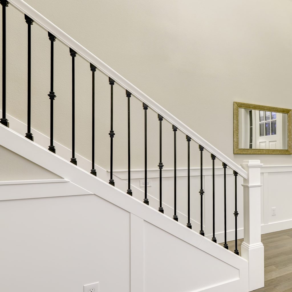 Interior Stair Baluster | Style: Single Collar (1 pc) | Nuvo Iron